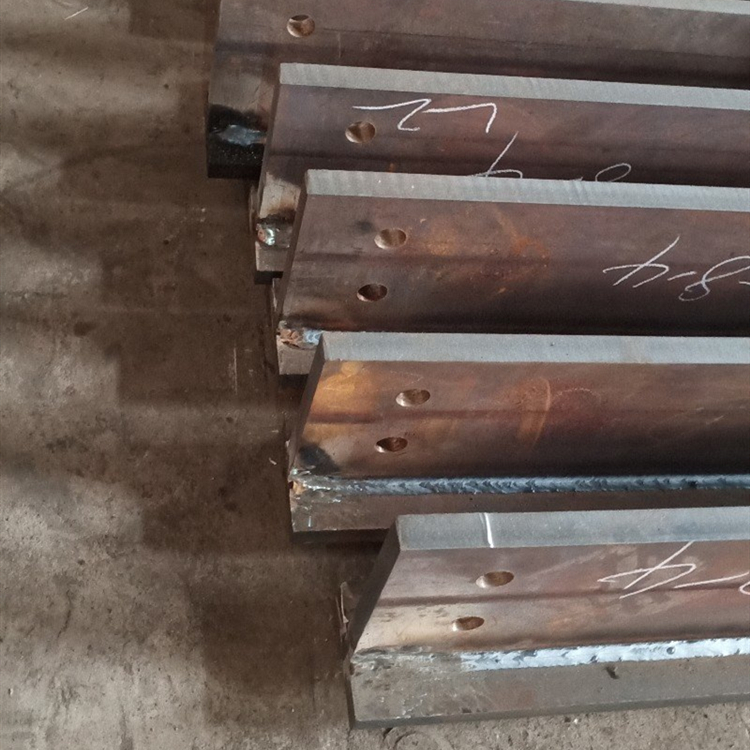 China Australian standard galvanized welded steel t bar with holes ...
